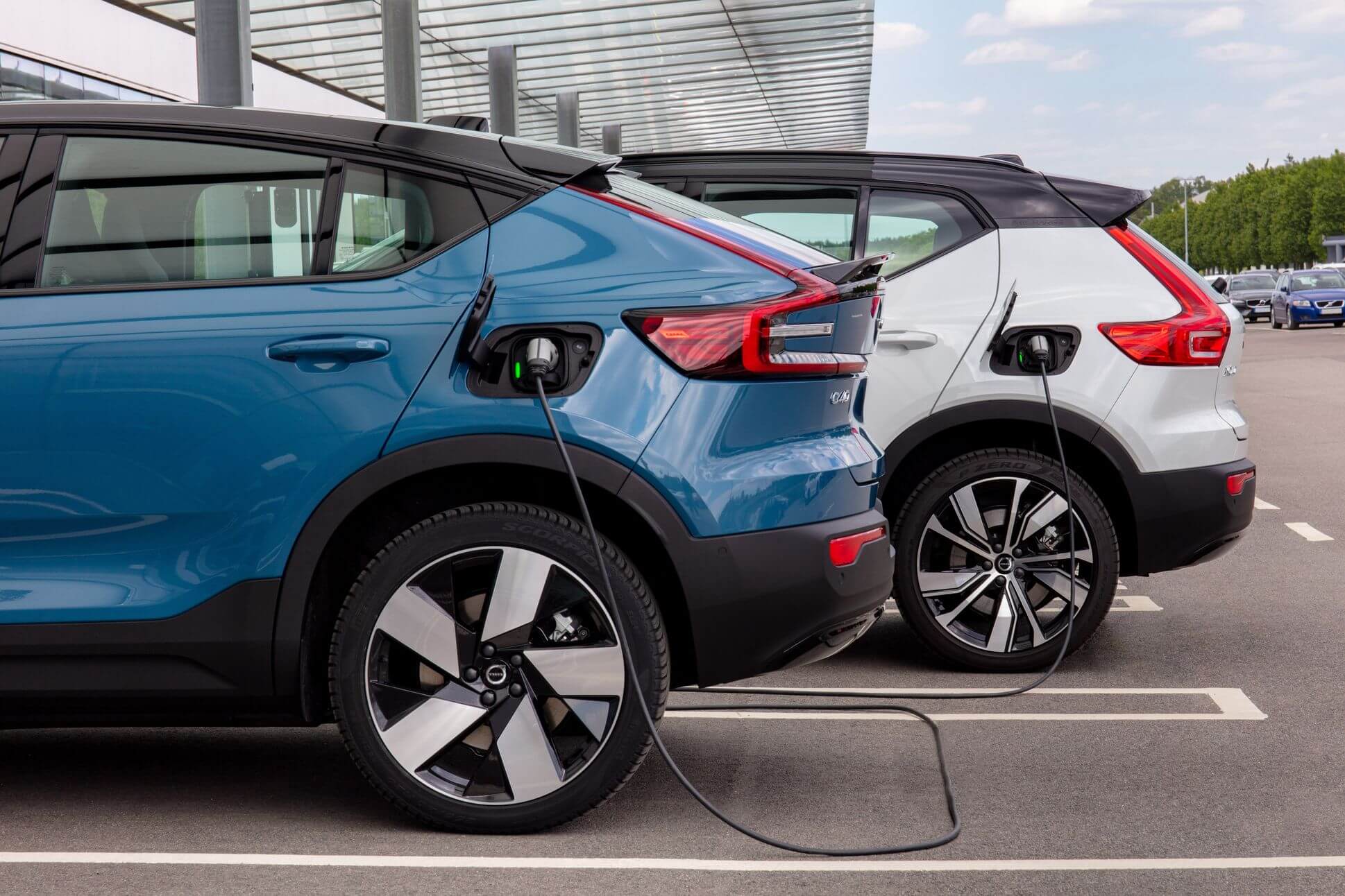 EV Fast-Charging Infrastructure Market To Touch $18,909.8 Million Value ...