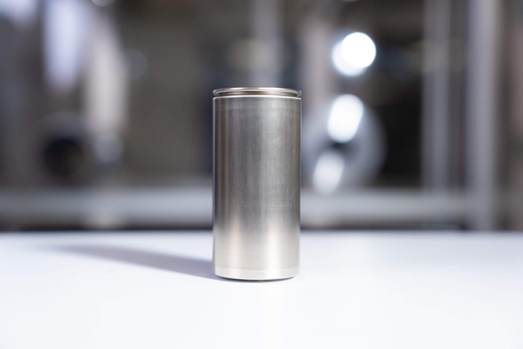 Anode-free battery doubles electric vehicle driving range - AutoTech News