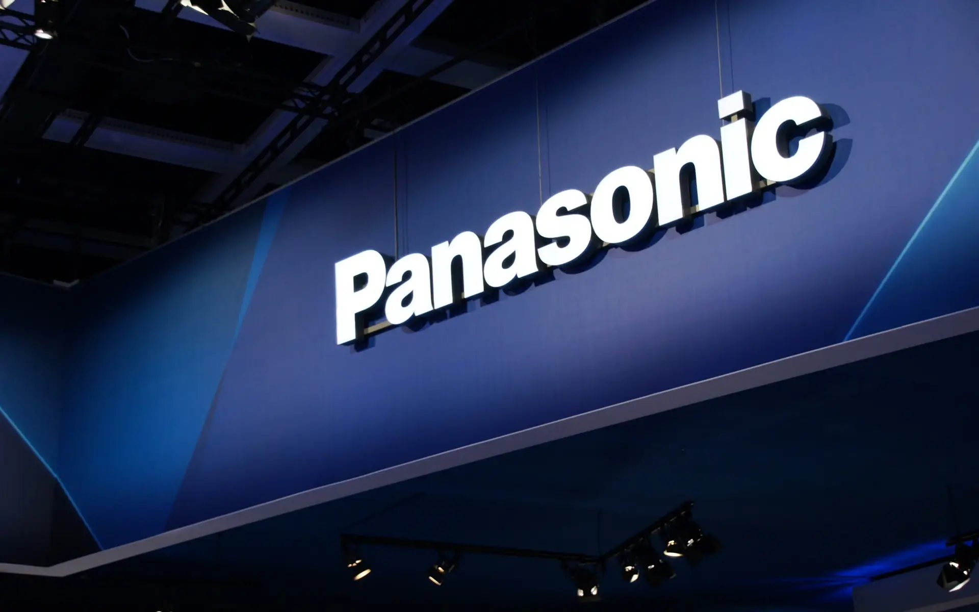 Panasonic Automotive Systems and Arm Partner to Standardize Software ...
